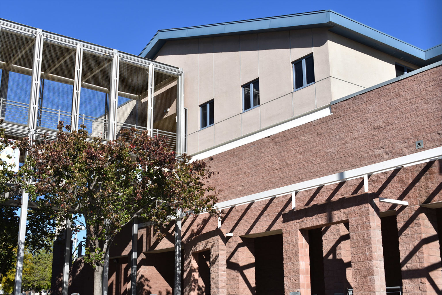 See AMC's Monroe Clark Middle School Project Overview | AMechInc